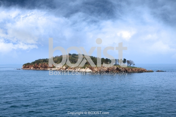 Small Island in the Sea - Boxist.com Photography / Sam Mugraby's Stock ...