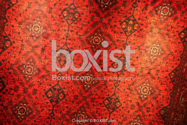 Old Red Rug With Geometric Patterns - Boxist.com Photography / Sam ...