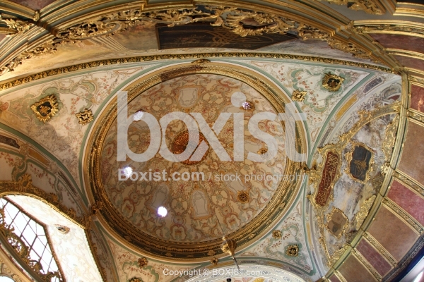 Imperial Plaster Ceilings at Topkapi Palace in Turkey - Boxist.com ...